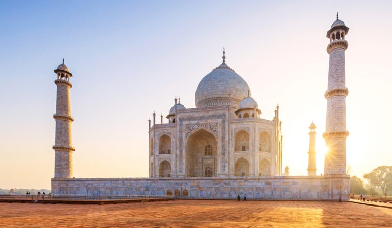 50 of the Most Incredible Landmarks in India