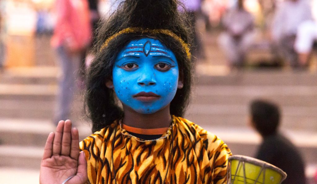 Four Extraordinary Daily Religious Rituals to Experience in India ⋆ ...