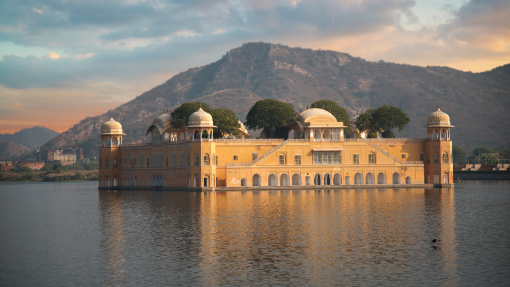 Jaipur’s Royal Legacy: A Glimpse into Majestic History and Timeless ...